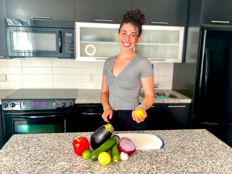 Meet Nicole Bendayan | Cycle Syncing Nutritionist – SHOUTOUT LA