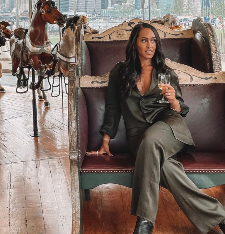 Meet Kimberly Crawford | Singer, Model & Creator – SHOUTOUT LA