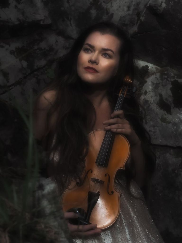 Meet Helena Maria Falk | Violinist and composer – SHOUTOUT LA