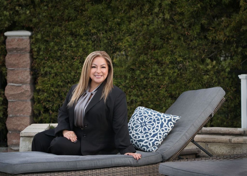 Meet Erika Jacott-Strum | Real Estate Broker – SHOUTOUT LA