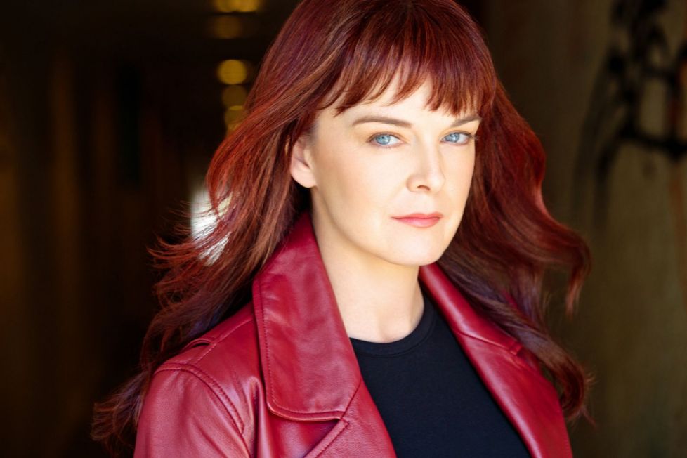 Meet Lora Oliver | Actress/ Voice Over Artist – SHOUTOUT LA