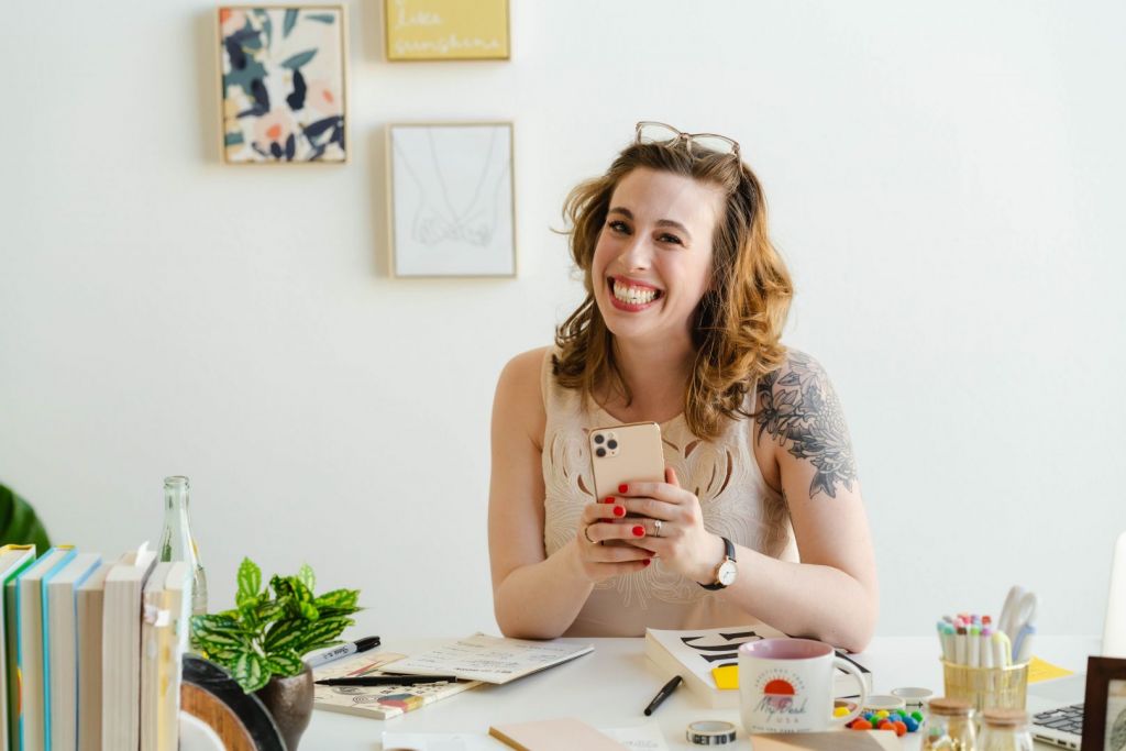Meet Megan Dowd | Values Coach & Brand ‘Therapist’ – SHOUTOUT LA