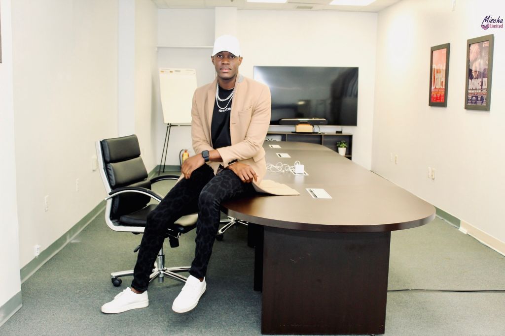 Meet Xavier Walker | Model/Producer/Agent – SHOUTOUT LA