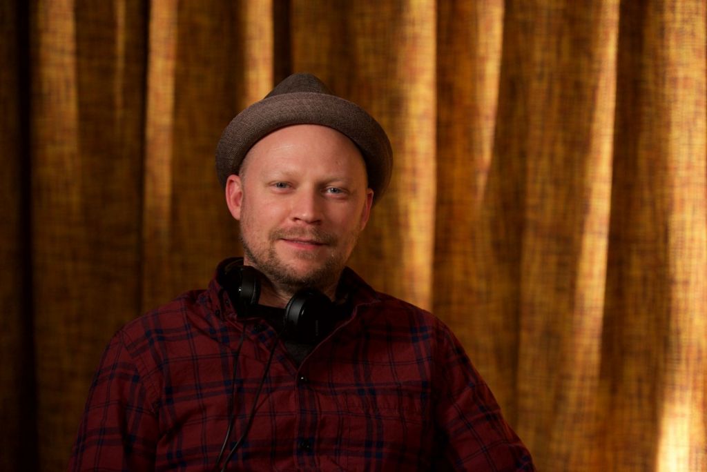 Meet Justin Bell | Producer of Film, TV & Commercials – SHOUTOUT LA