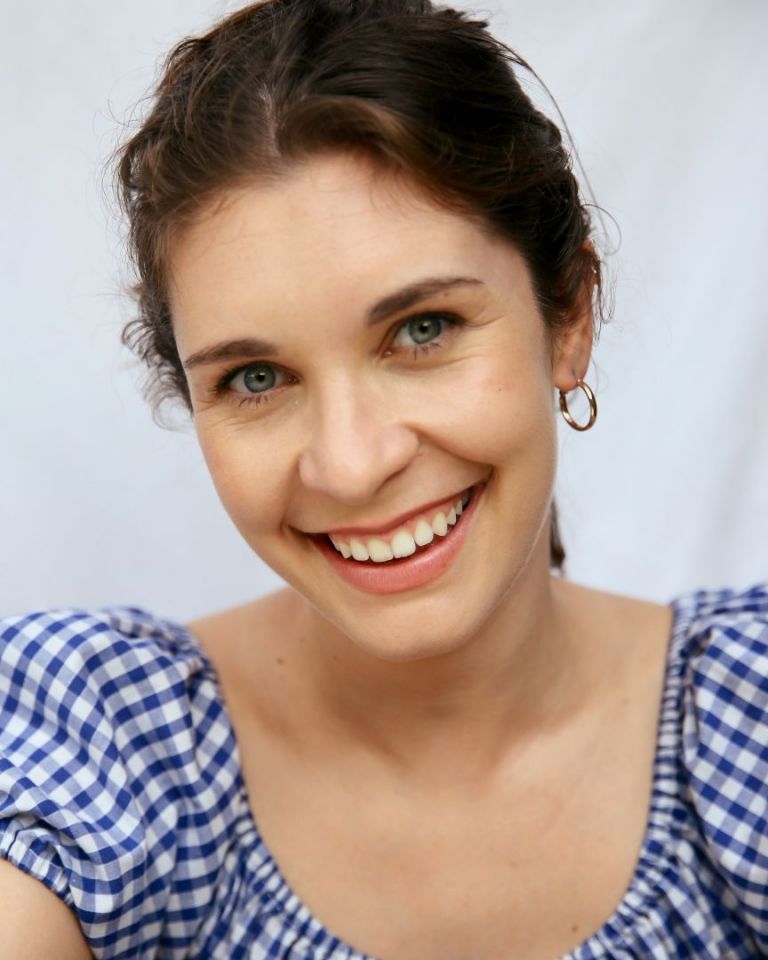 Meet Winnie Stack | Actor & Comedian – SHOUTOUT LA