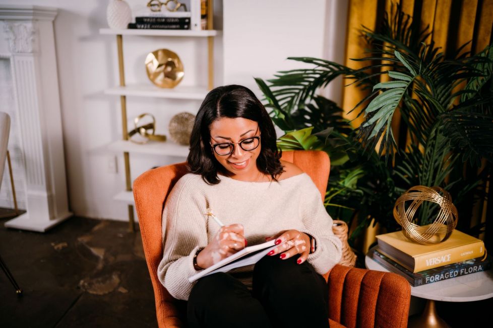 Meet Allyson Thomas | Founder and CEO – SHOUTOUT LA