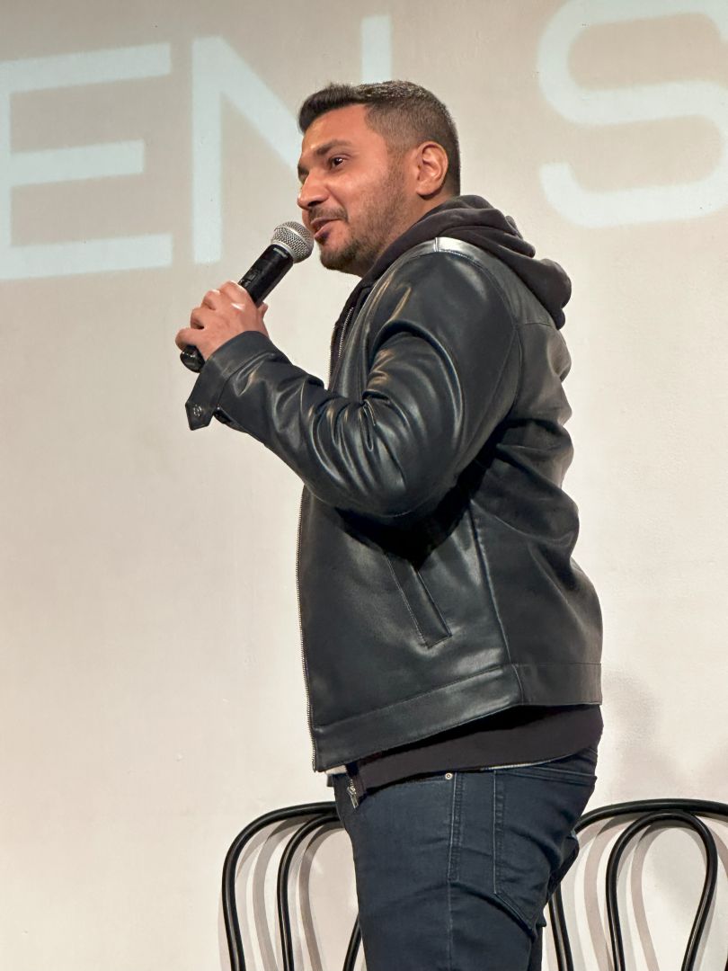 Meet Sibtain Raza | Stand-up Comedian – SHOUTOUT LA