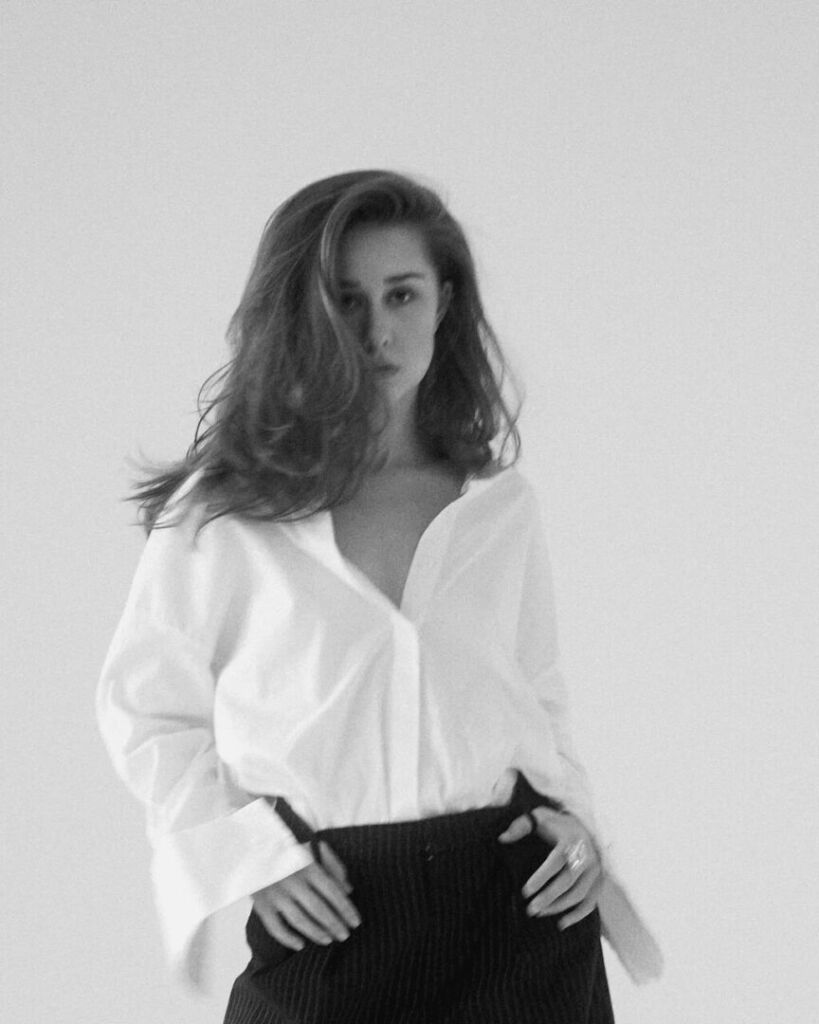 Meet Anna Stepanova | Fashion stylist and wardrobe consulting – SHOUTOUT LA