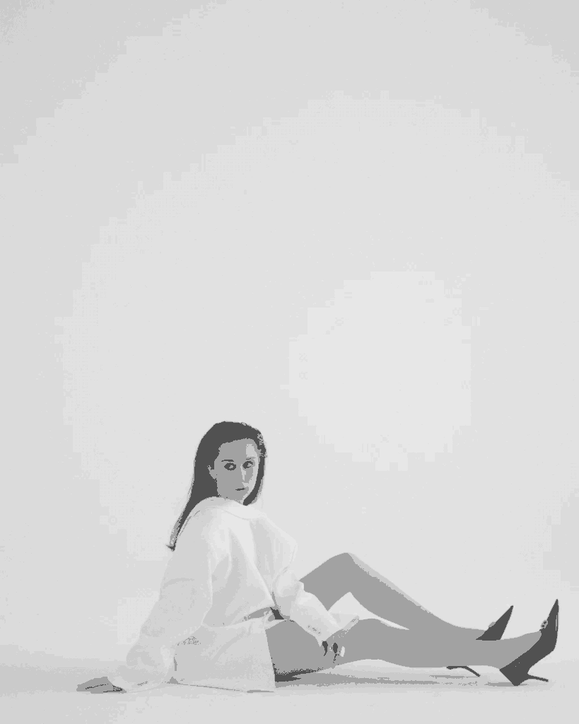 Meet Anna Stepanova | Fashion stylist and wardrobe consulting – SHOUTOUT LA