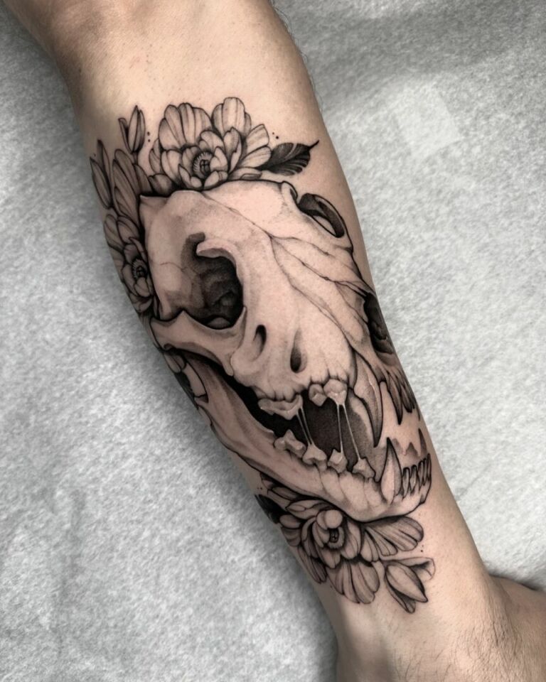 Meet Barbara Jimenez | Tattoo Artist (Barbara Tattooer) – SHOUTOUT LA