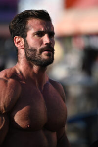 Meet Julian Arroyuelo | Actor, bodybuilder and model – SHOUTOUT LA