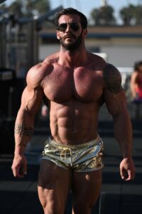 Meet Julian Arroyuelo | Actor, bodybuilder and model – SHOUTOUT LA