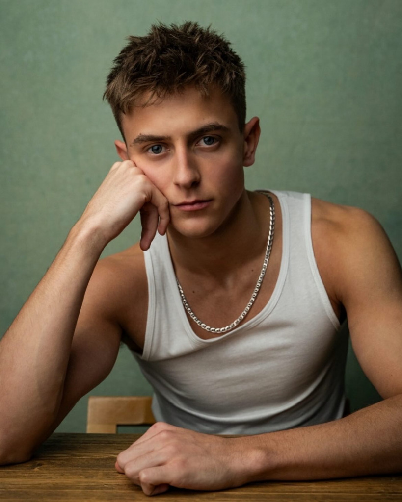 Meet Innis Robertson-Pinnell | Dancer, Actor and Model – SHOUTOUT LA